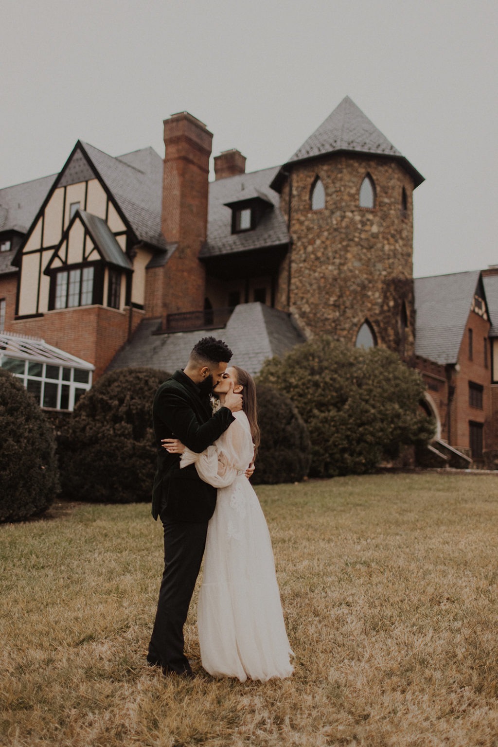 Whimsical Styled Wedding at Dover Hall in Richmond, Virginia | Shelly ...