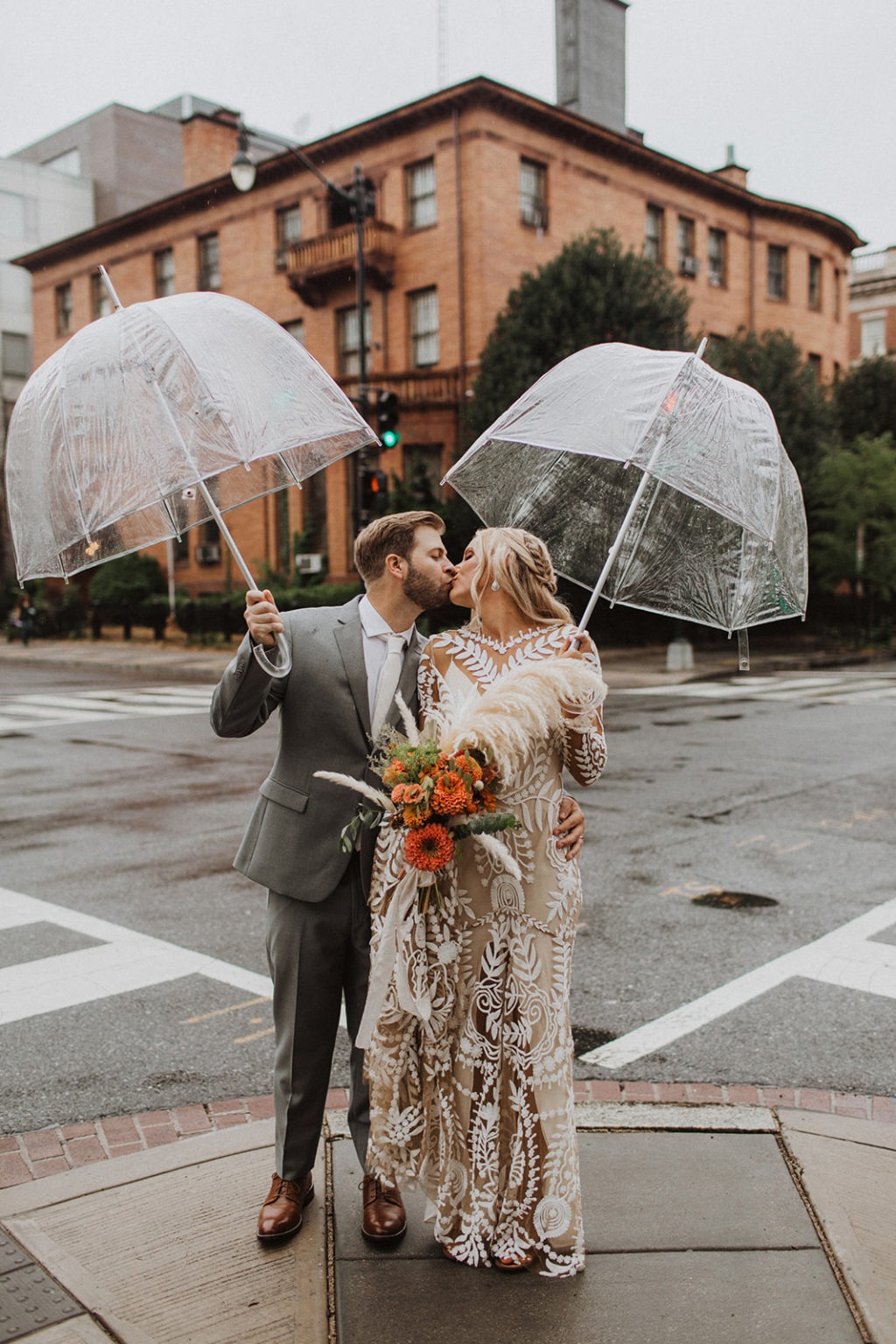6 Tips to Plan for a Rainy Wedding Day | Shelly Pate Photography