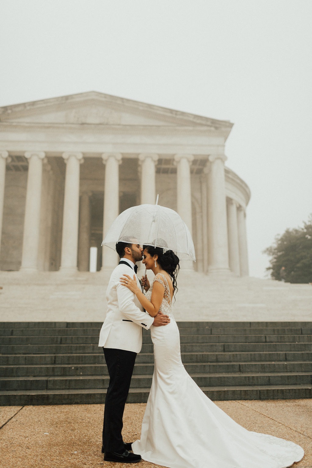 6 Tips to Plan for a Rainy Wedding Day | Shelly Pate Photography