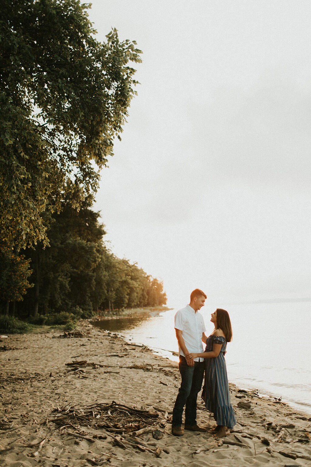 How to Stay Cool at Your Summer Engagement Photos | Shelly Pate Photography